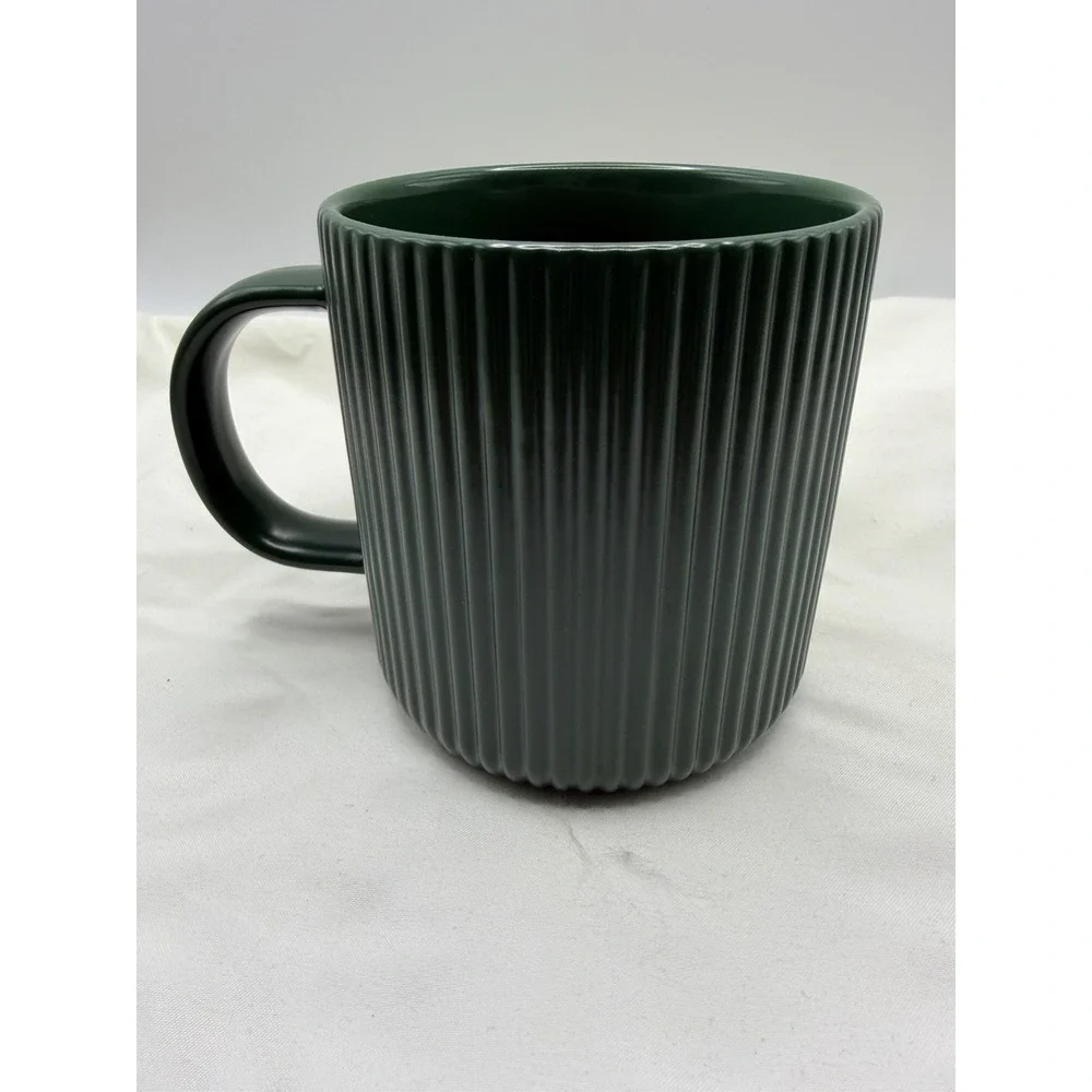 Starbucks | Dining | Starbucks 225 Limited Edition Green Pleated W Gold ...